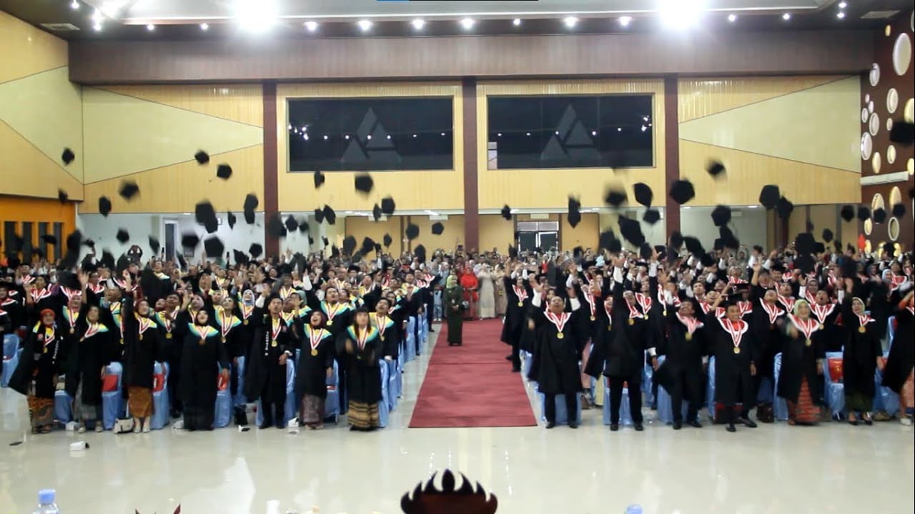 Wisuda ITBA-DCC Ke-2 Tahun 2024 - YouTube
