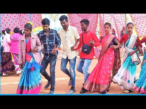 chain dance - YouTube