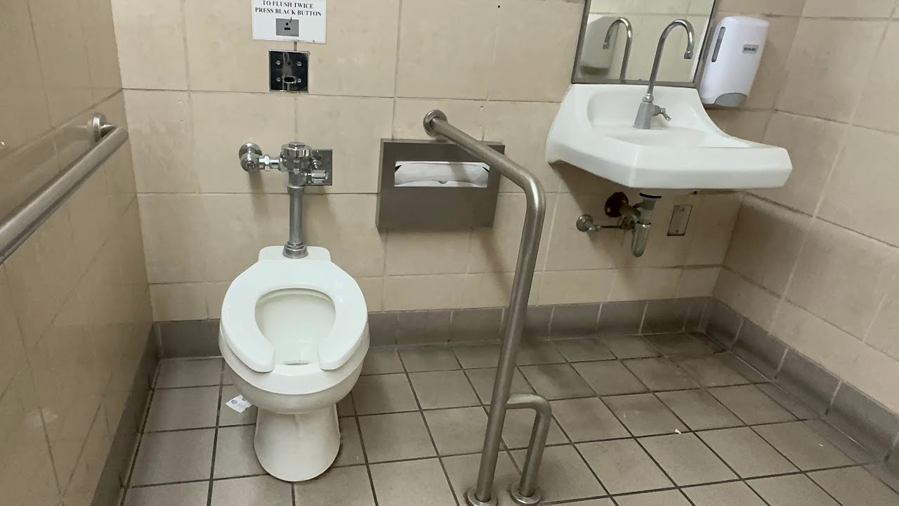 Eljer Signature Toilet Flush | Sam’s Club Restroom, Honolulu, O’ahu ...