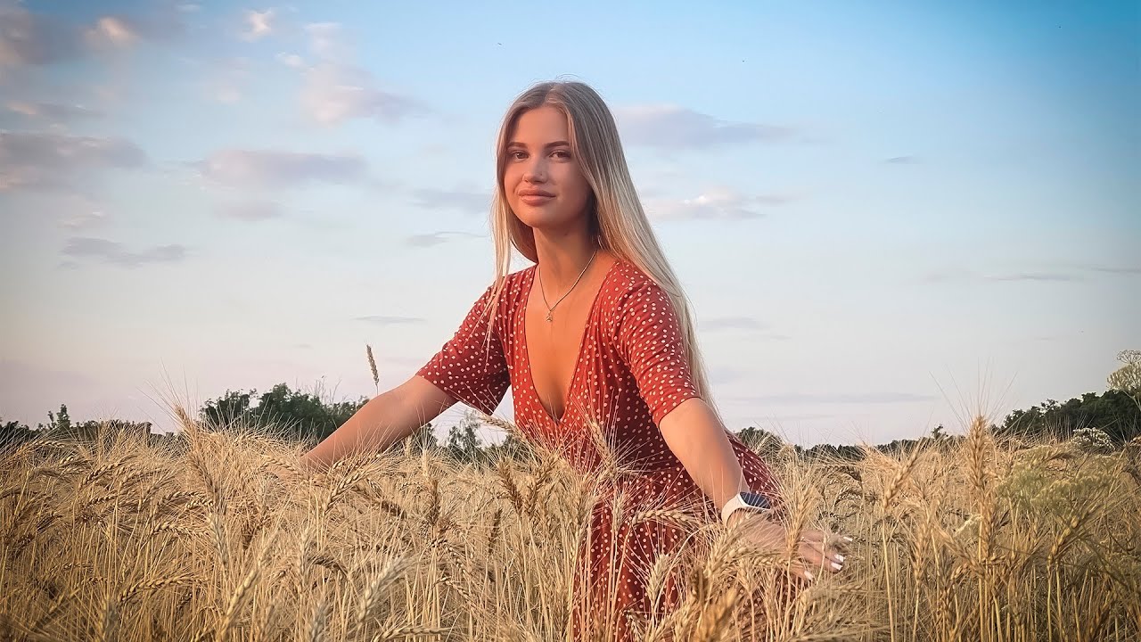 Walking With Liza around Summer Field - YouTube