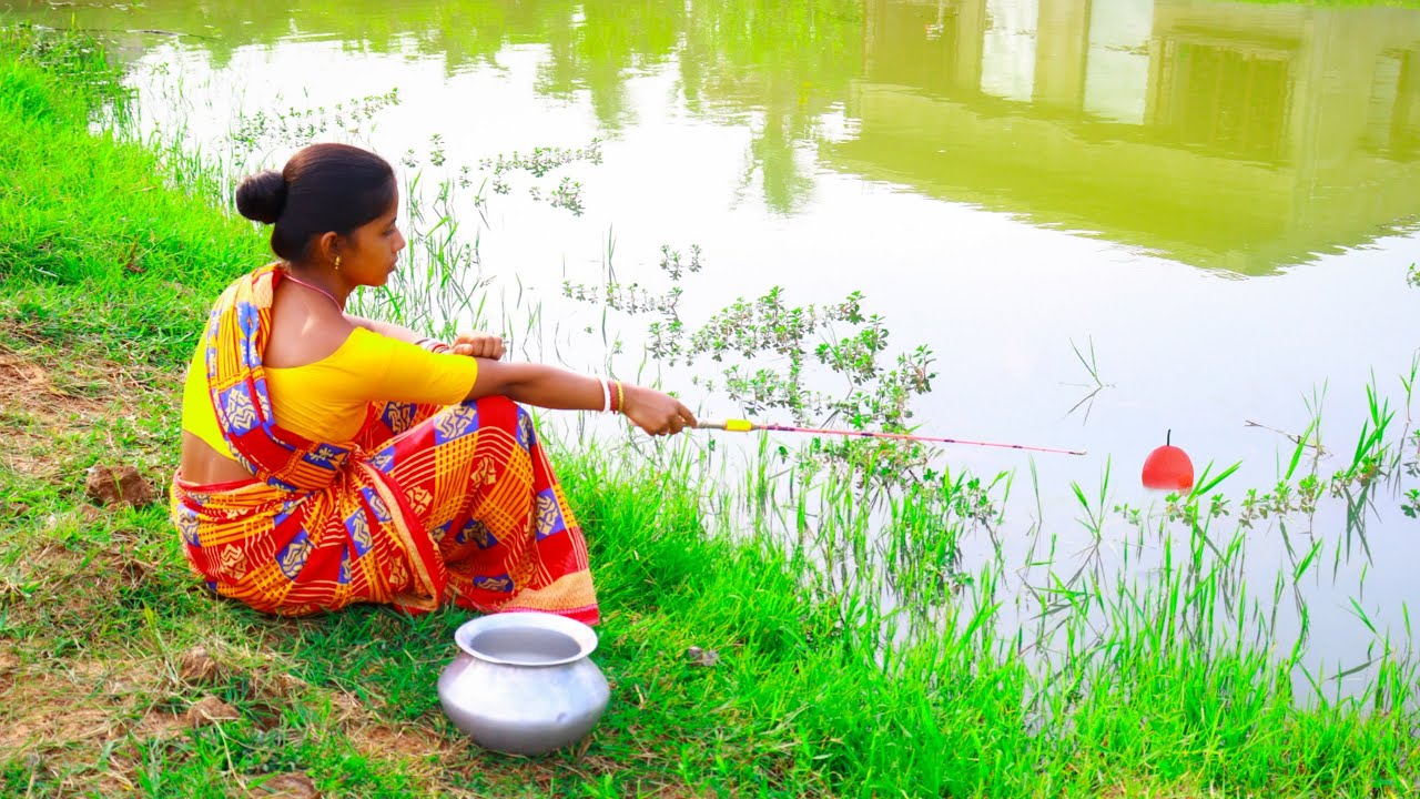 Amazing Fishing Video | Young Lady Hook Fishing | Indian Sweet Woman ...