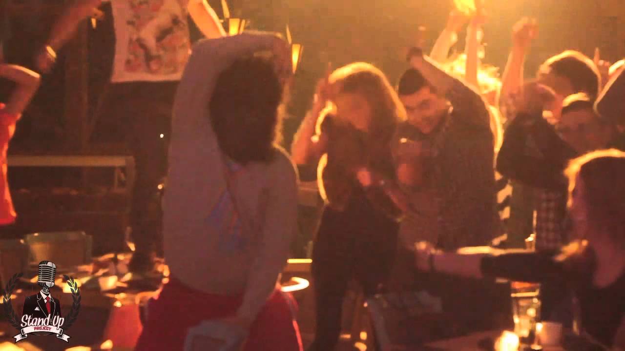 Stand-up Harlem Shake - YouTube