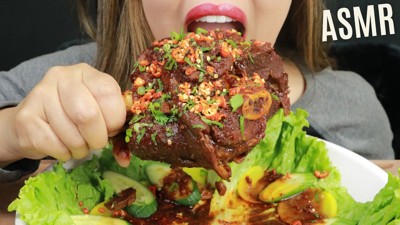 SPICY BRAISED HAM HOCK ~ Eat Life With Kimchi - YouTube