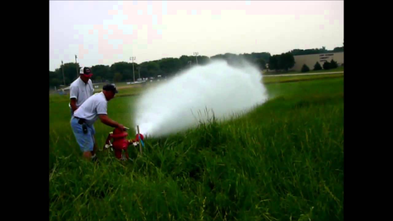 Single Fire Hydrant Flow Test 6 30 15 - YouTube