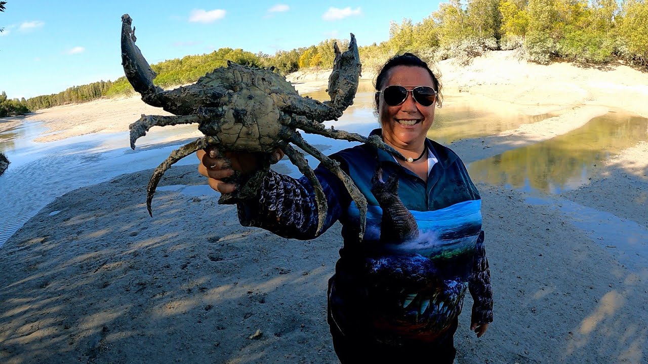 MABU BURU LIFESTYLE EPISODE 35 - CHILLI CRAB | MUD CRAB CATCH AND COOK ...