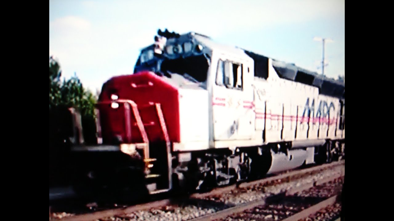 MARC GP40WH-2 Diesel Engine at Jessup - YouTube