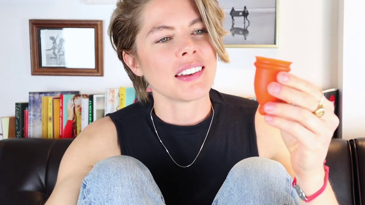 How to insert a menstrual cup / How to remove a menstrual cup - Bfree ...