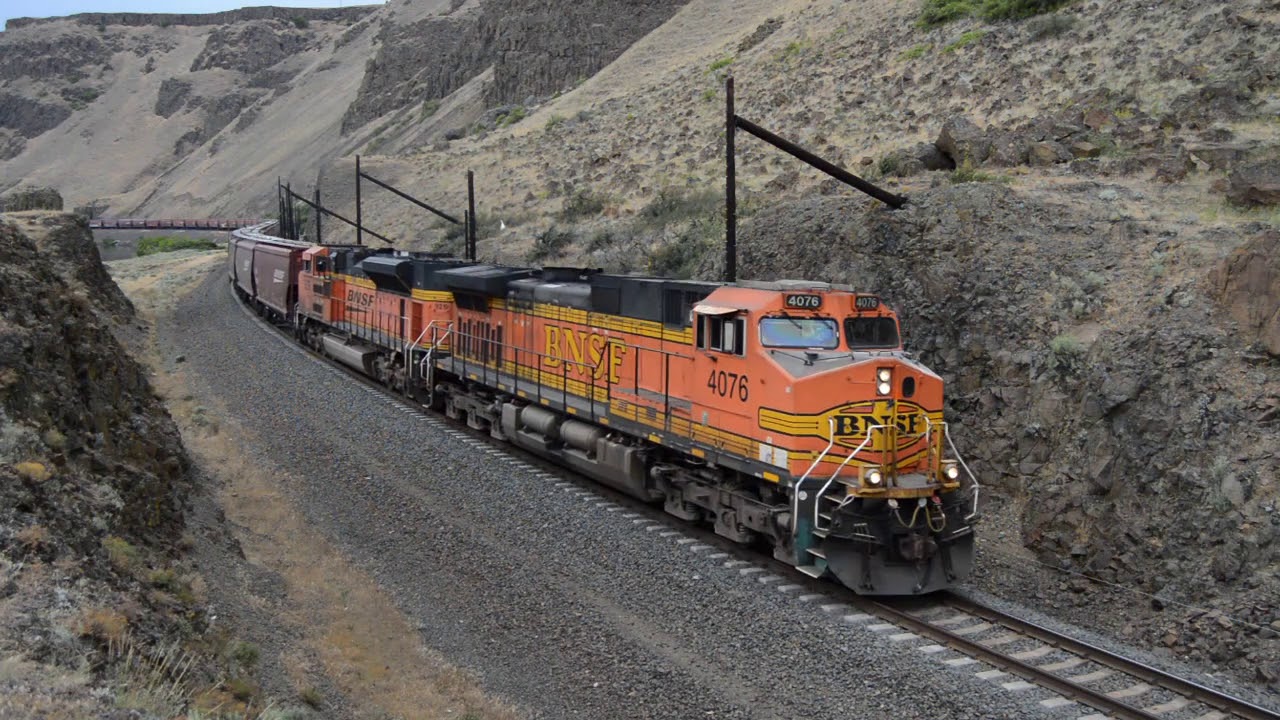 BNSF Grain Trains at Hells Gate Point - YouTube