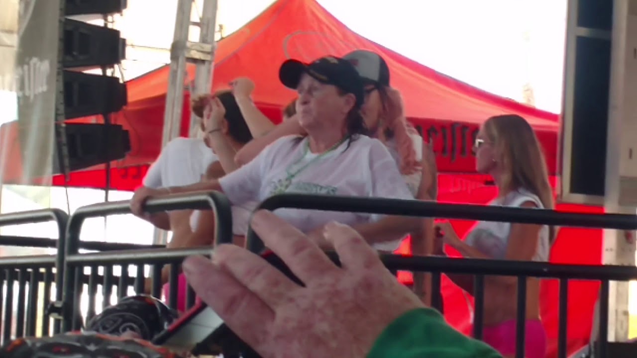 Dirty Harry's wet t shirt contest bikeweek 2018 - YouTube