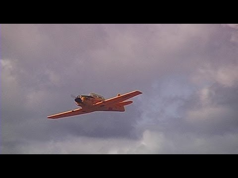 HobbyKing FunFighter AT6 Texan - RC Plane of the week (part 1) - YouTube