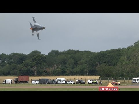 RIAT 2019 USAF F-16 Viper Demo Team Take off !! The Royal International Air Tattoo