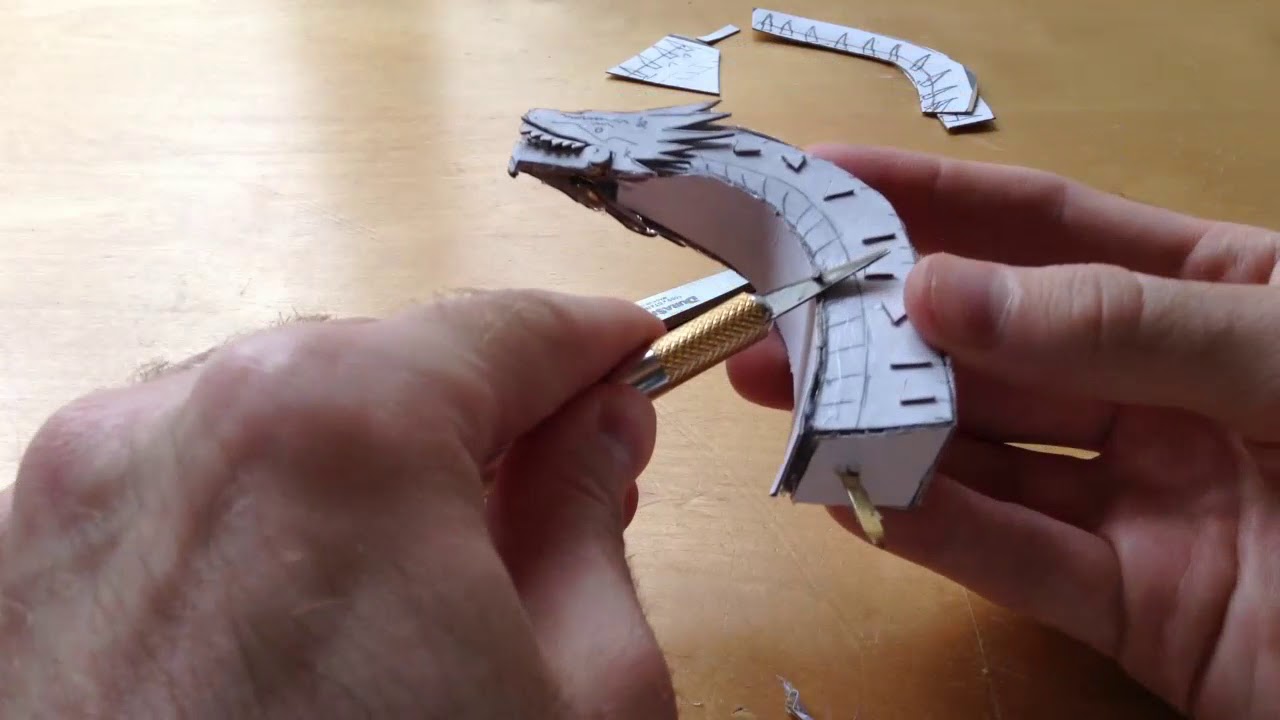 How to make a King Ghidorah out of cardboard part 2 - YouTube