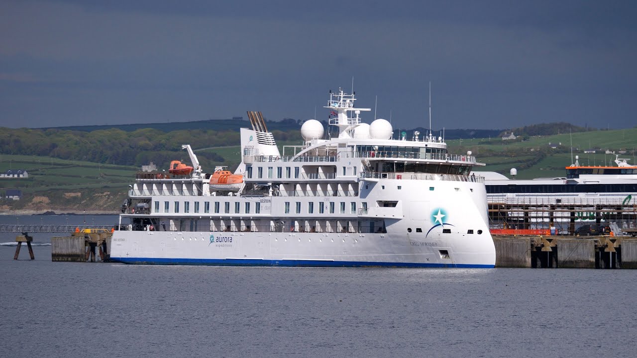 Holyhead Port Ships 11th May 2023 - YouTube