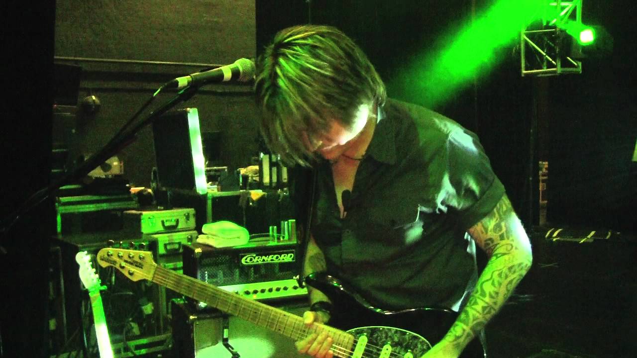 Gear Run: Bobby Harrison / Brit Floyd - YouTube