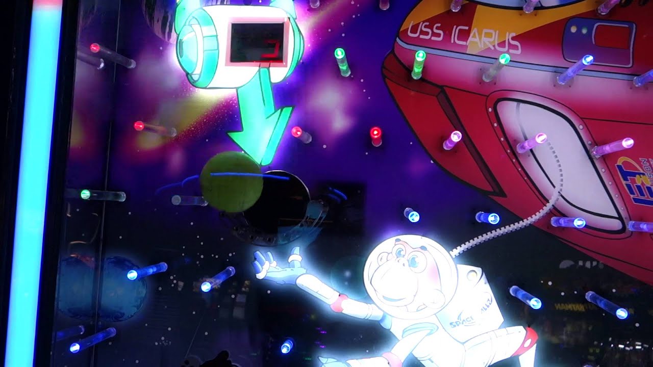 Space Balls Arcade Game Funny Malfunction (Stuck balls = mulligan ...
