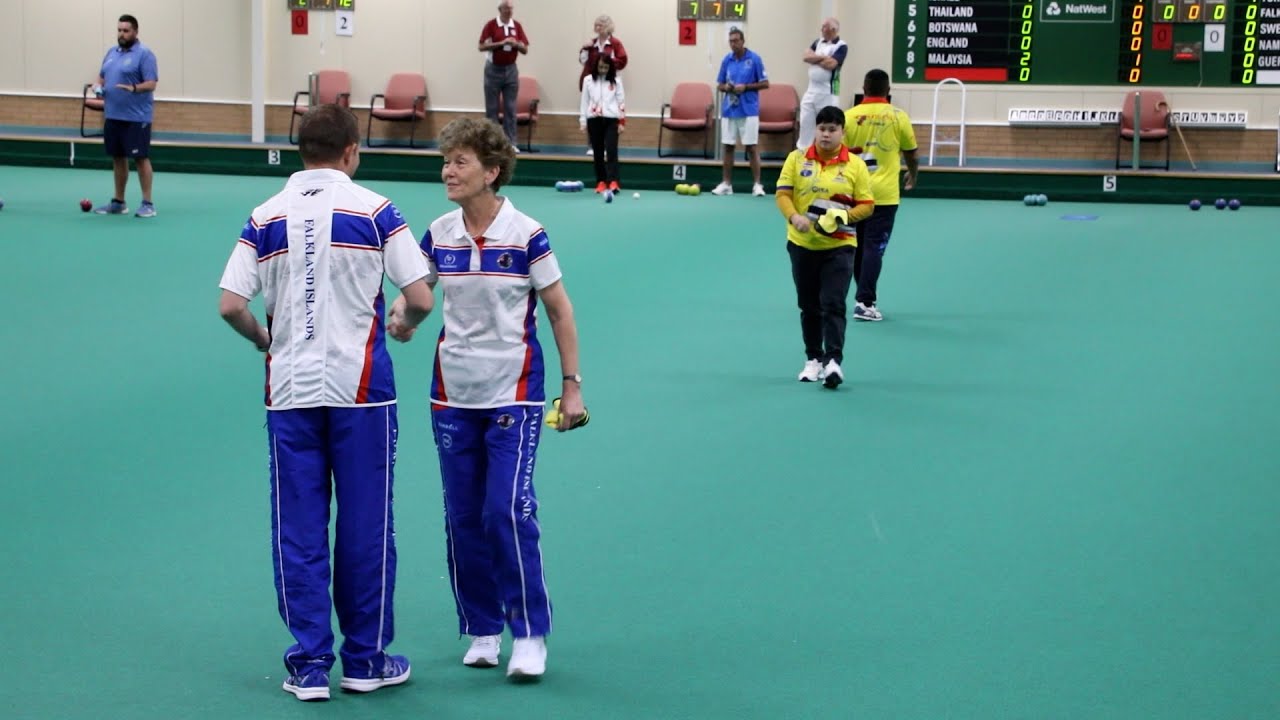 Locals Compete in World Indoor Bowls Championship - YouTube