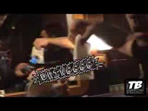 Criss Angel mirror magic tricks revealed Trickbusters - YouTube