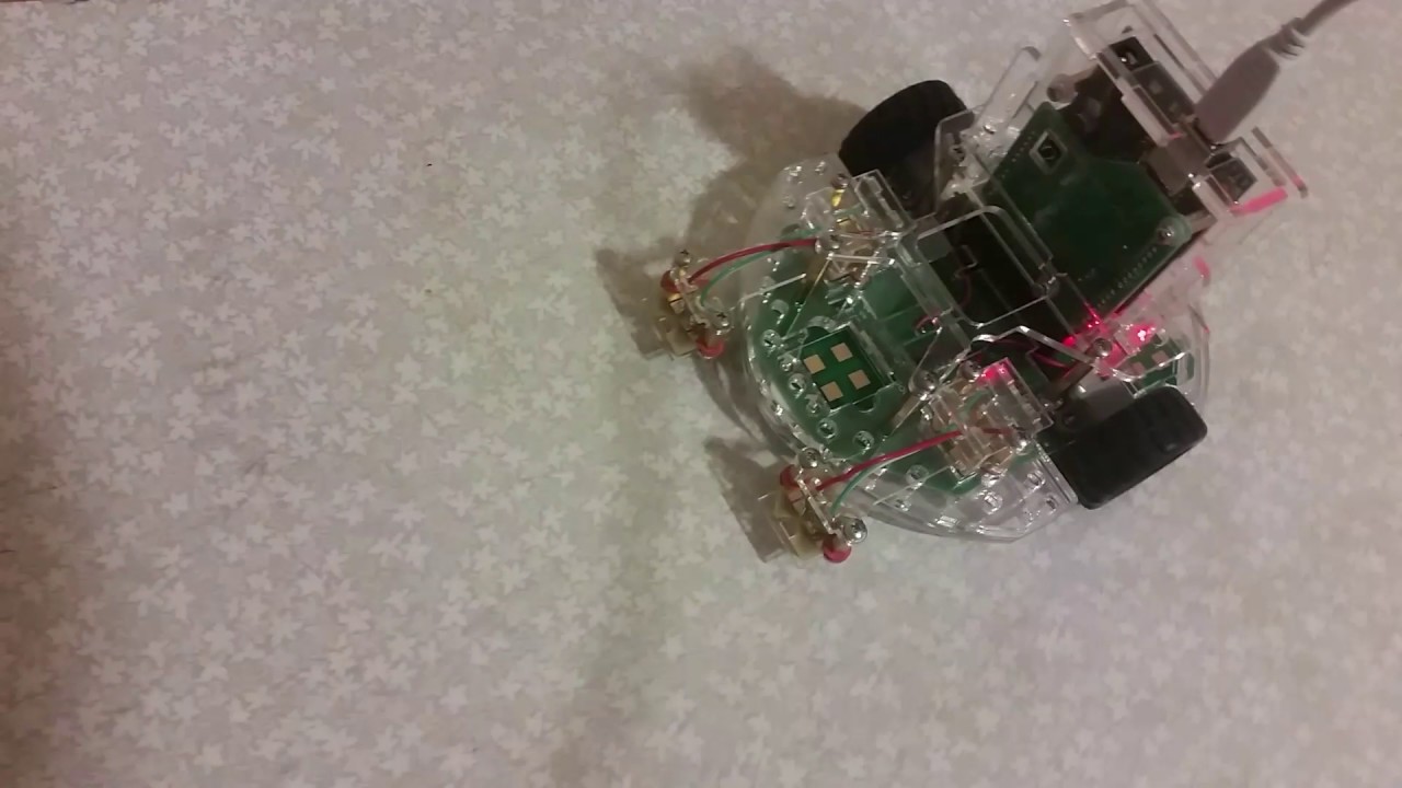 ScratchDuino и программа "не свались со стола". - YouTube