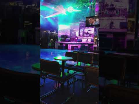 Jovencitas bailando punta