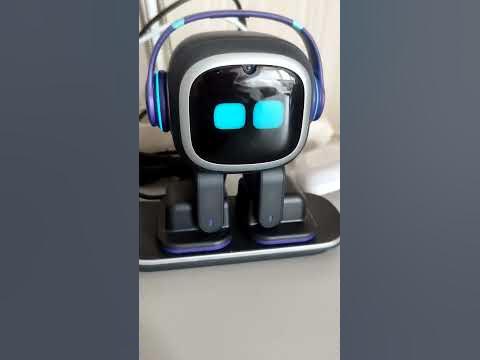 Emo's new update #emorobot - YouTube