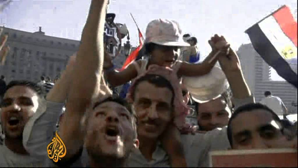 Celebration in Egypt as Morsi declared winner - YouTube