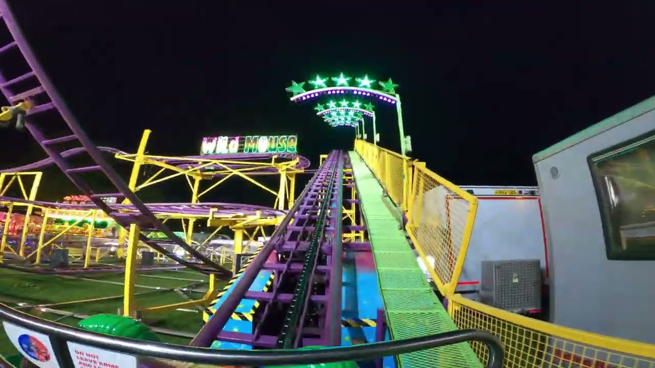 wild mouse fun fair ride - YouTube