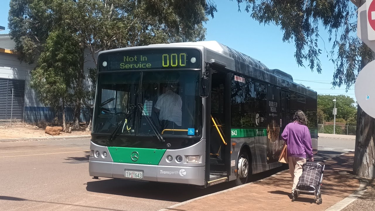 [The Big Bad Boss] Transperth Bus Route No. 220 (TP1643) Perth Busport ...