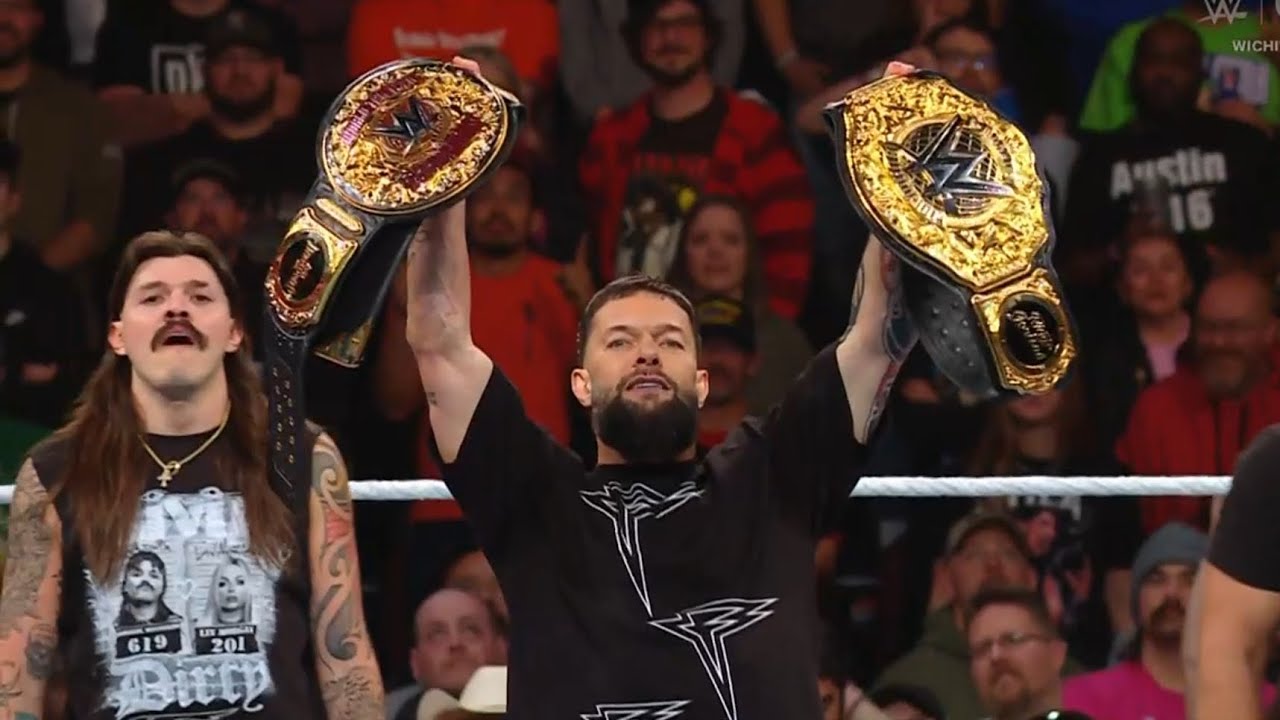 breaking Finn Balor win new world championship Raw 9 December 2024 ...