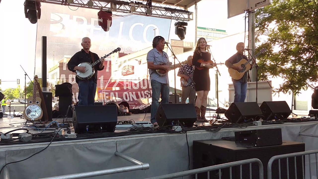 Stray Grass - Live Downtown - YouTube