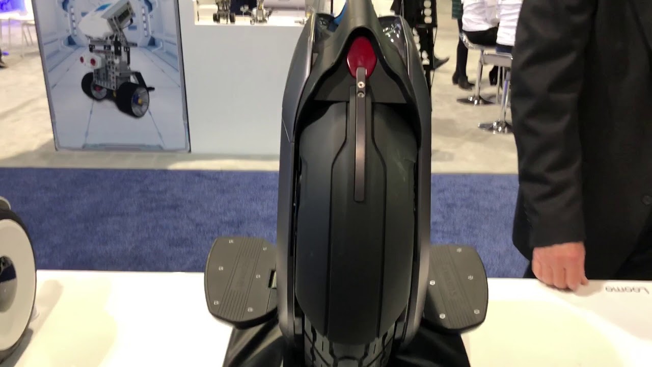 NINEBOT ONE Z @ CES 2018 - Clip 2 - YouTube