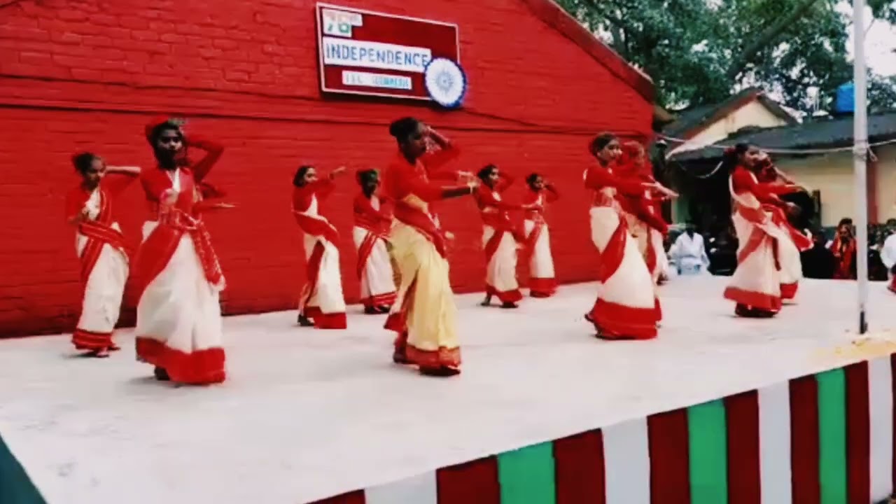 Assam dance(Bihu) performance by students of ISL sudamdih on 15th ...