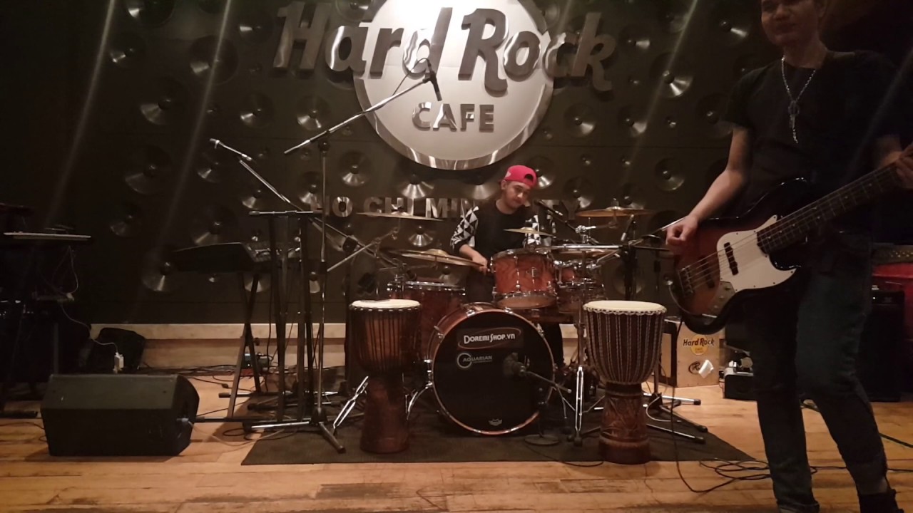 bobo drum cover( jessie j - do it like adude ) - YouTube