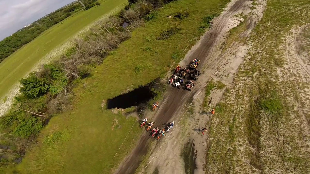 Drone & MotoCross . Port-Gentil au Gabon - YouTube