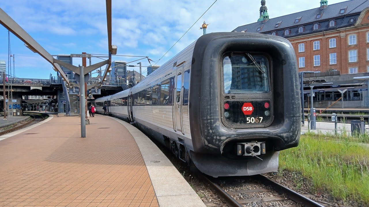 Denmark's unique looking Intercity train - YouTube