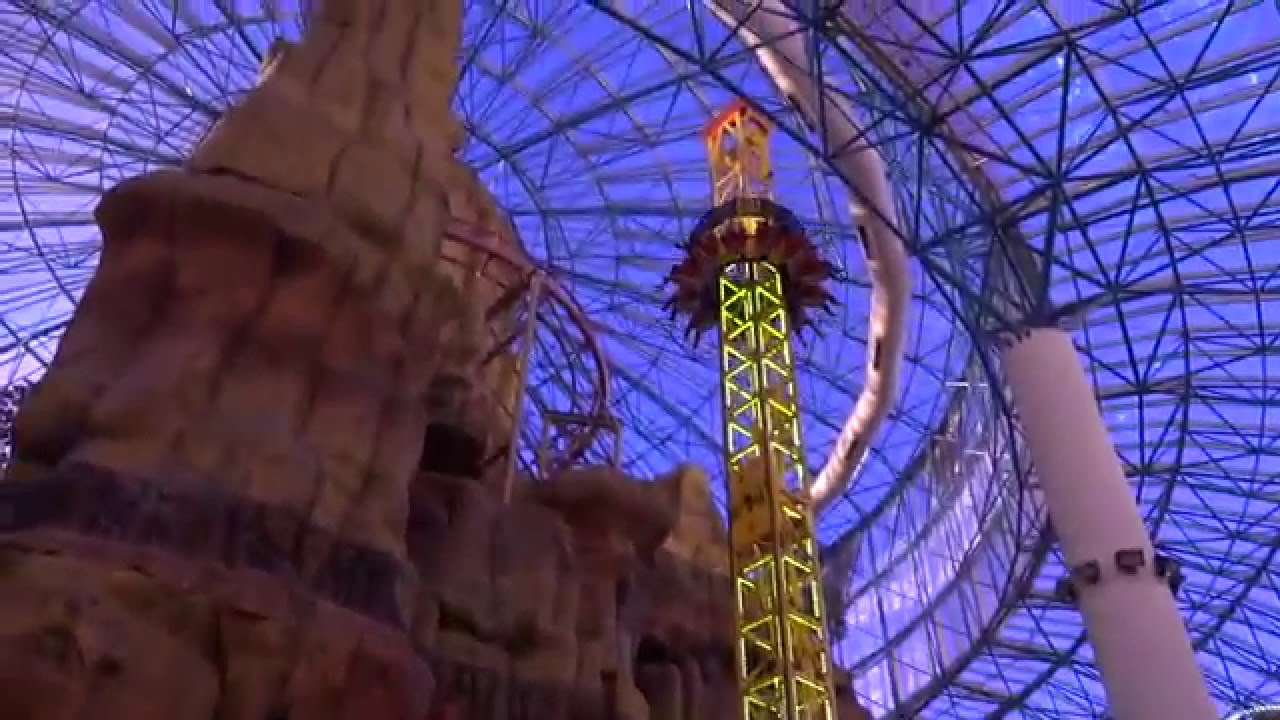 CIRCUS CIRCUS LAS VEGAS ADVENTUREDOME THEME PARK with SLING SHOT RIDE ...