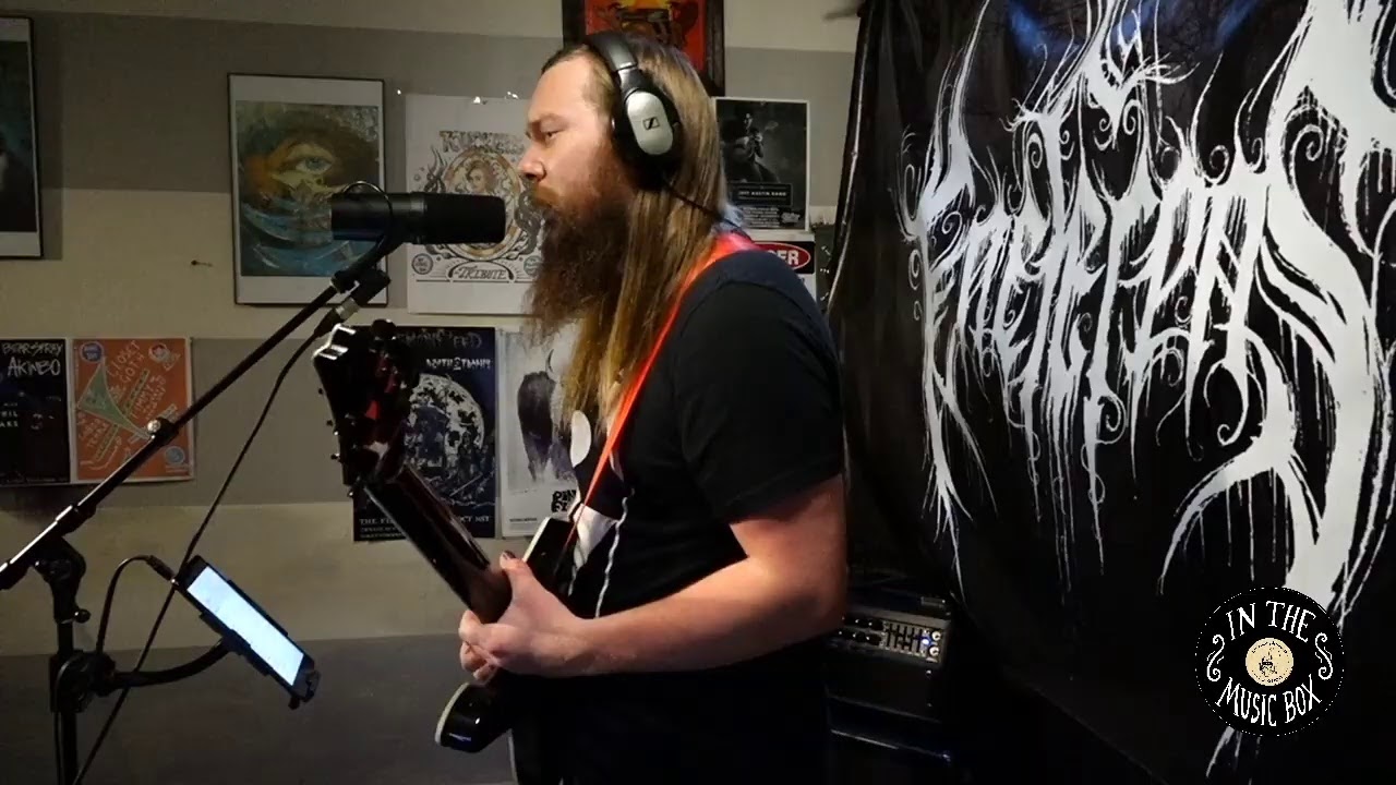 Eneferens Live in the Music Box - YouTube