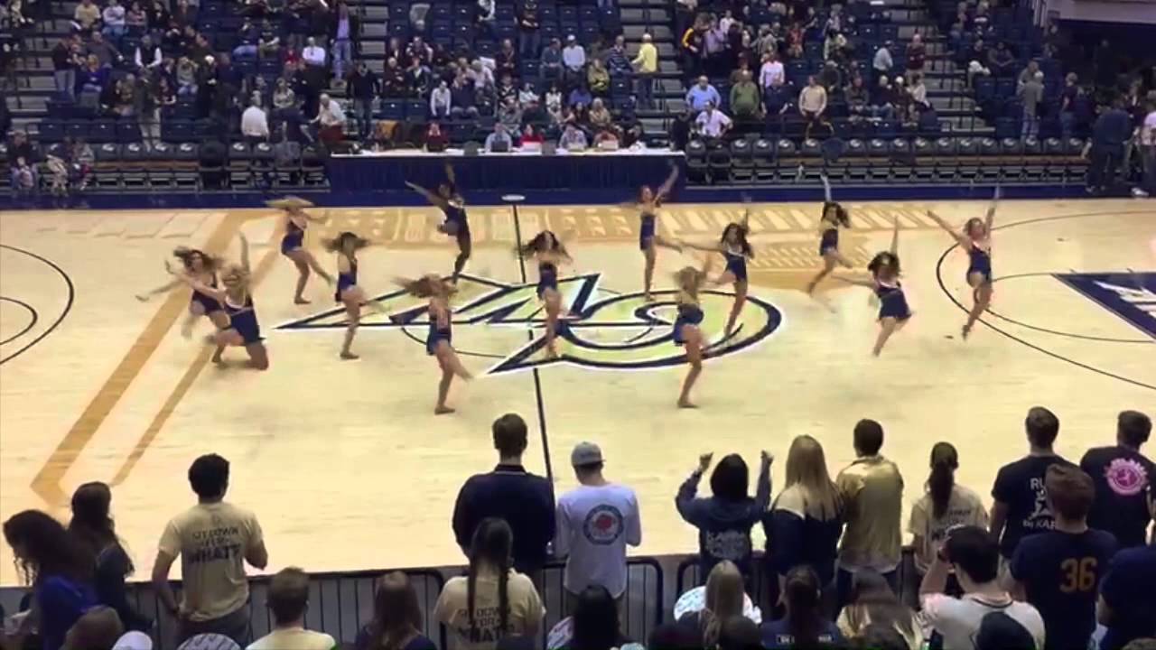 GW First Ladies Dance Team Beyonce Routine - YouTube