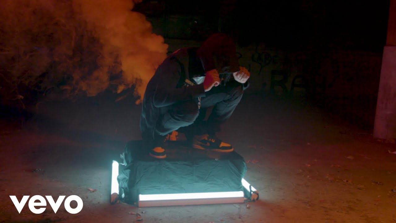 Que 9 - Memo - YouTube