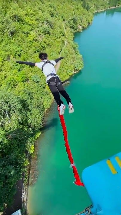 super bungee jumping with brave boy #bungeejumping #adventure - YouTube