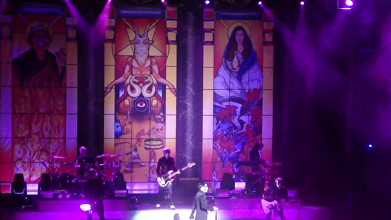 Ghost- Monstrance Clock Live - YouTube