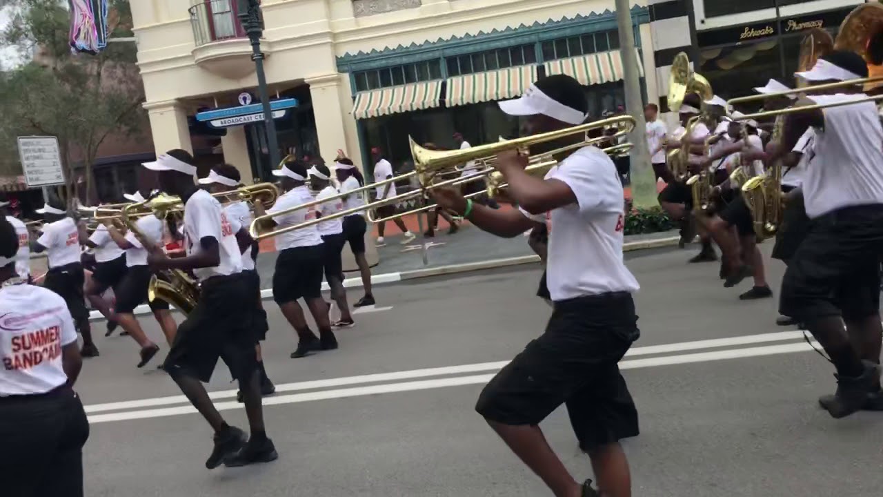 BCU high school band camp 2018 Parade Sequence - YouTube