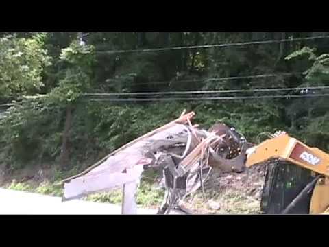 Ryder truck accident - YouTube