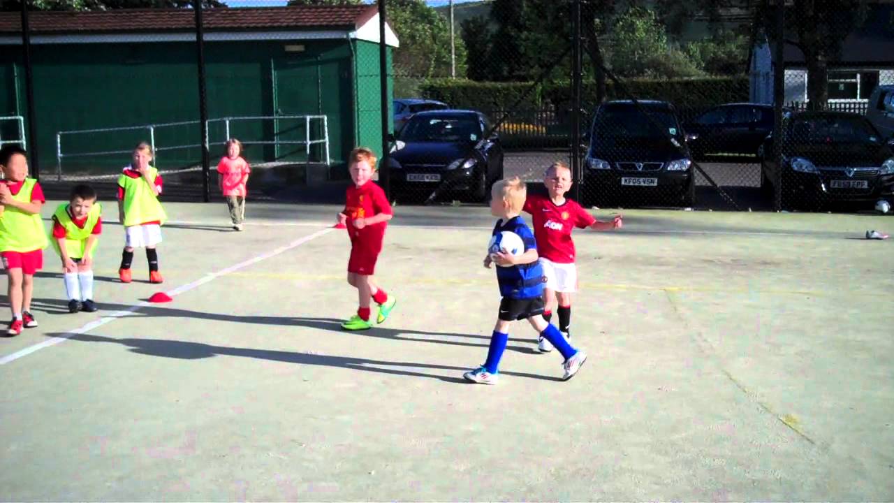 Ton & Gelli Boys and Girls Club Under 7's 2012/2013-End of training ...
