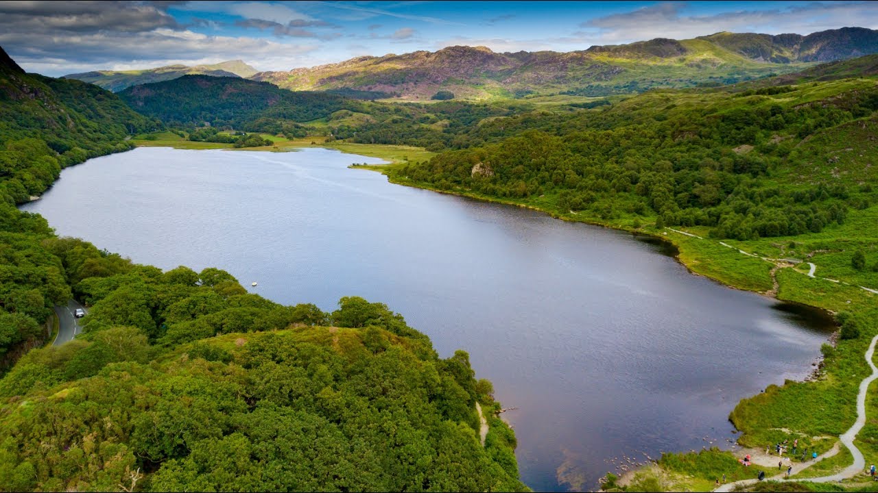 Snowdonia with the Mavic today - YouTube