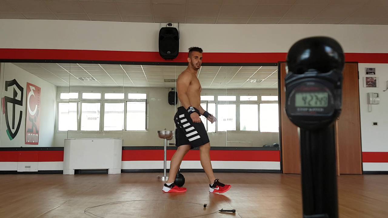 Michele Padovan La Battaglia di Milano WOD 2 SCALED - YouTube