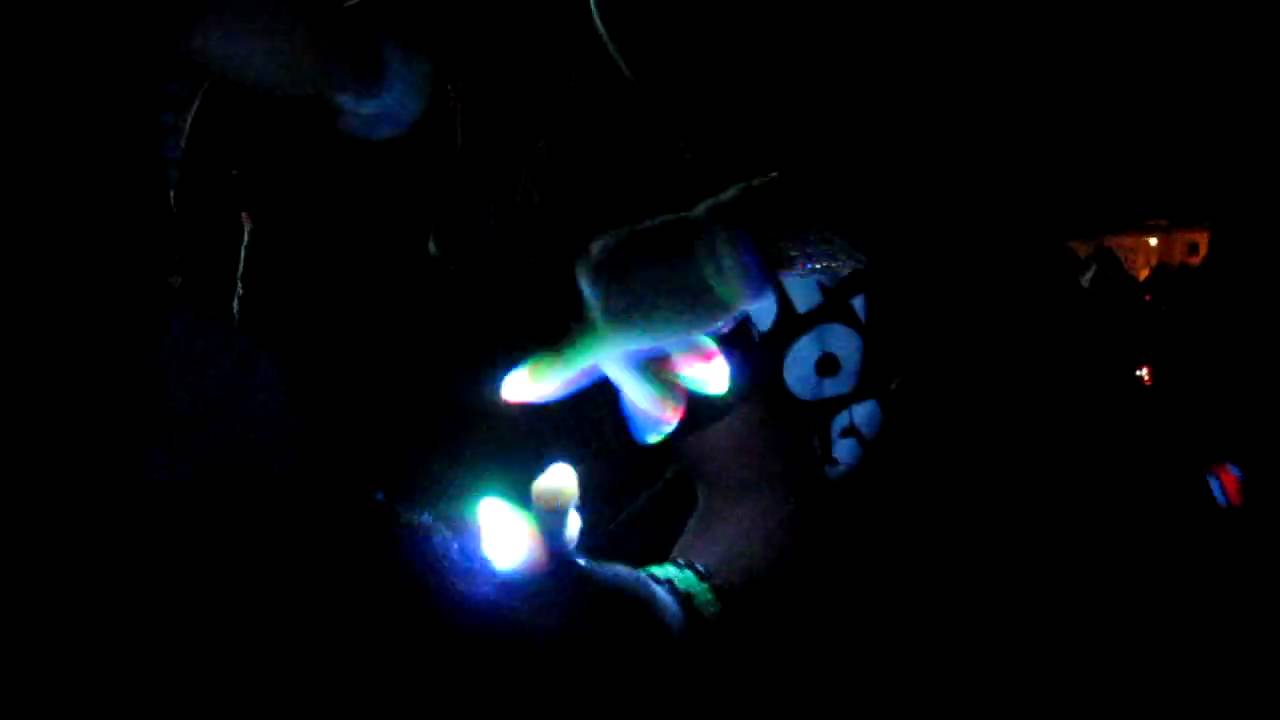 [LOL] Static Shock giving a light show "NOCTURNAL" [LOL] - YouTube