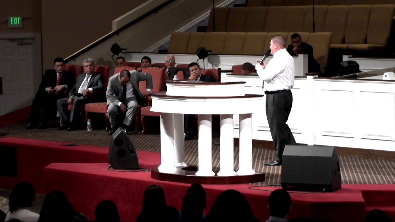 TDR NY Rev Ryan Crossley Tema Vivimos en Nazareth - YouTube