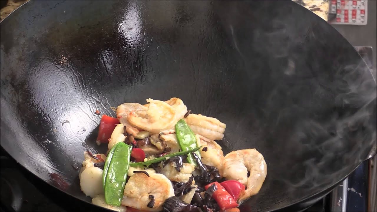 Chinese Spicy Ginger And Garlic Shrimp-Chinese Coo - YouTube