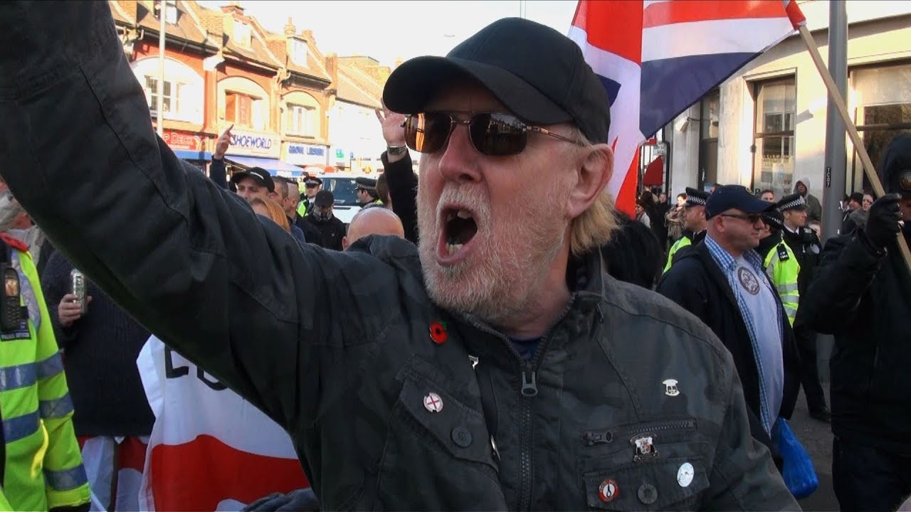 Clashes and Racism at EDL Barking Protest - YouTube