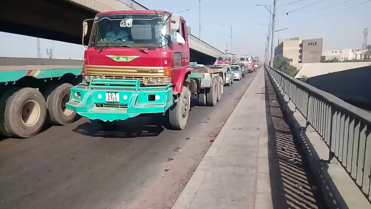 Traffic at Karachi Native jetty bridge - YouTube